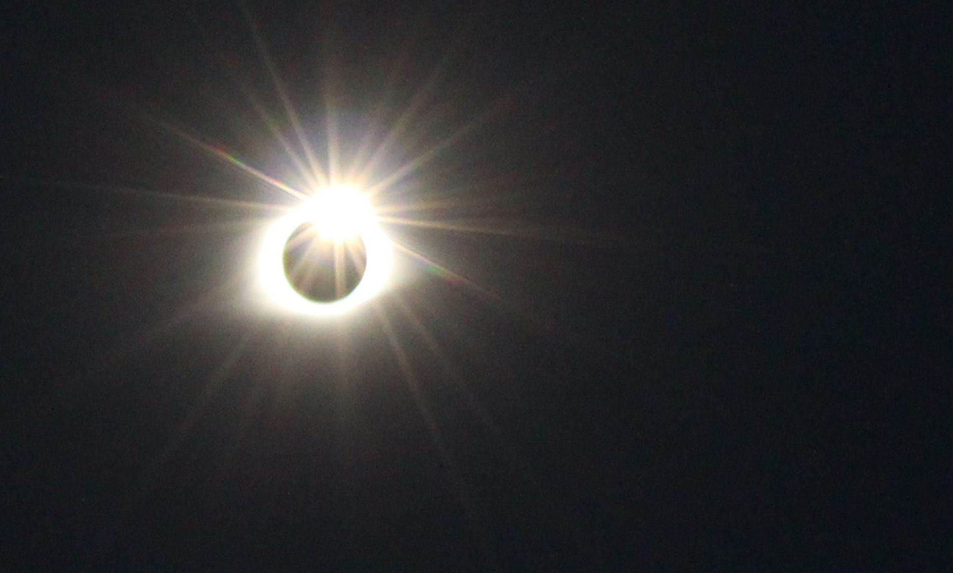 Fellows_Eclipse_Diamond Ring – Echo Newspaper